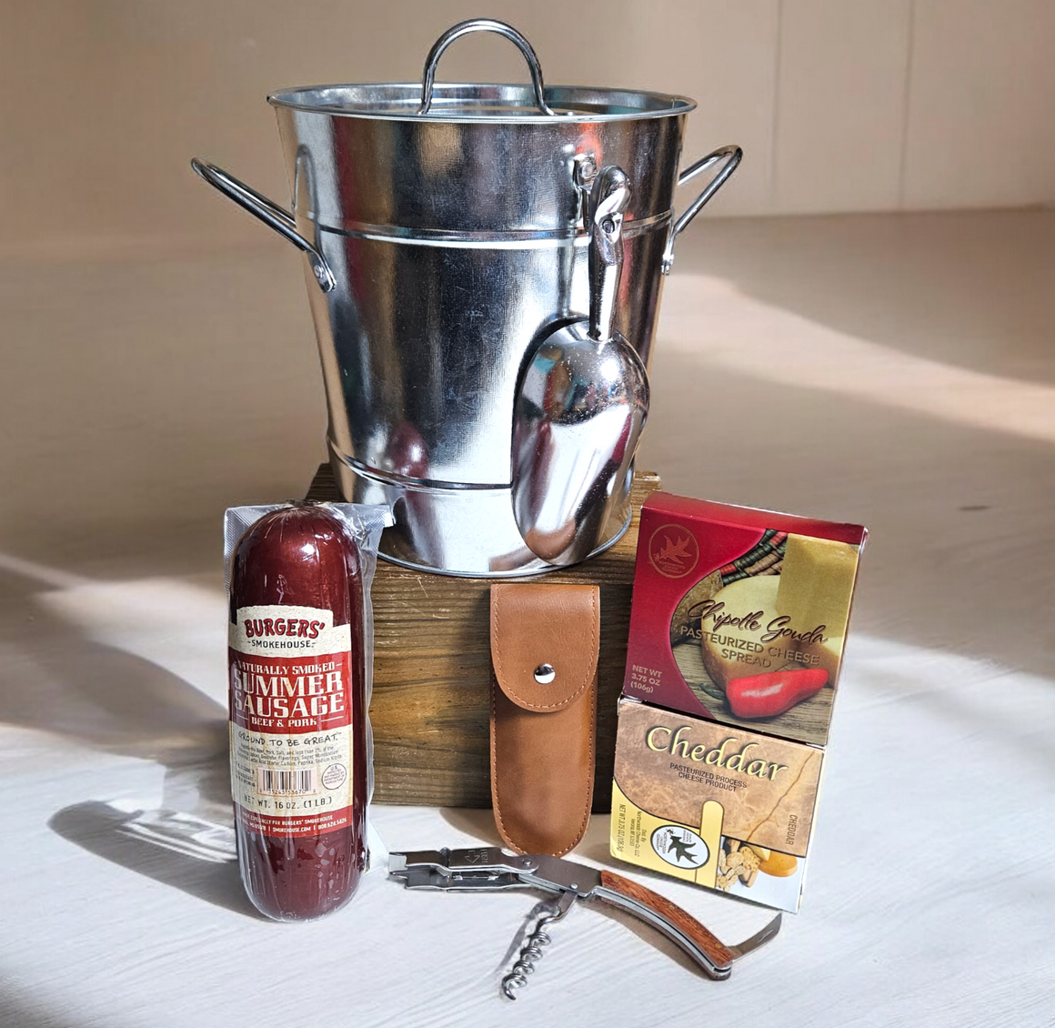 Manly Cans: Gift Manly